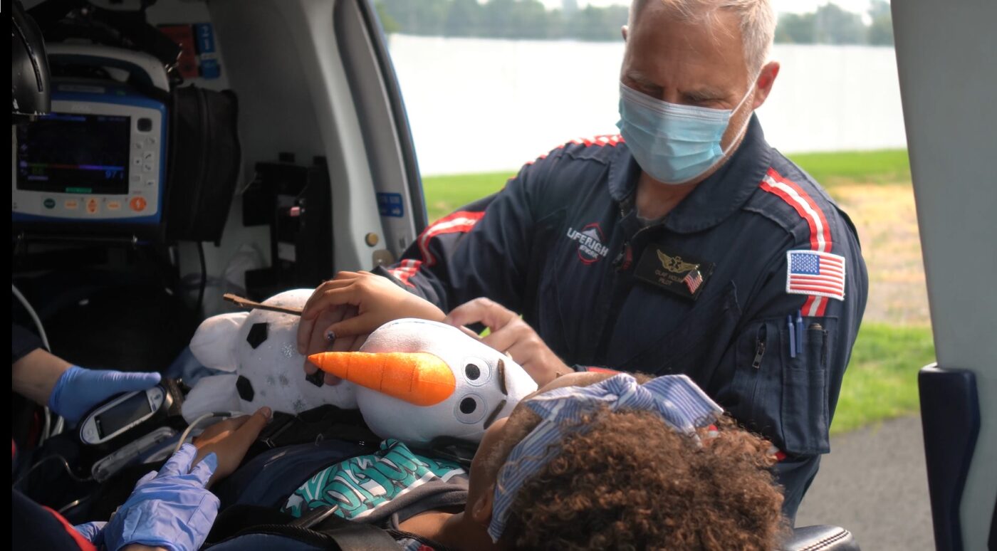 This emergency pilot is keeping the ‘humanity in healthcare’ with toys ...